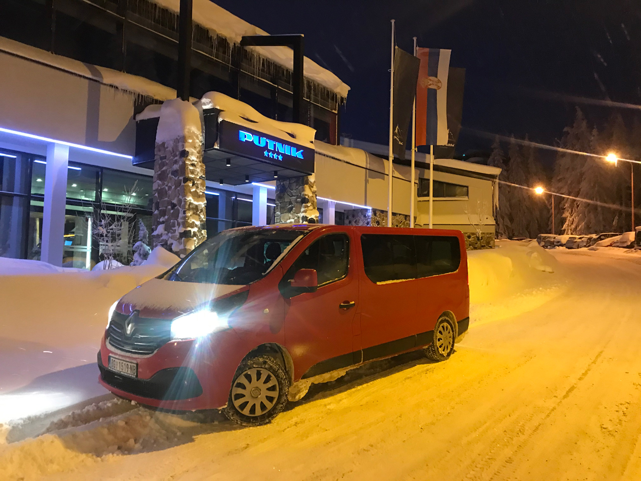 Kombi prevoz sa aerodroma Beograd, Tuzla,Temišvar